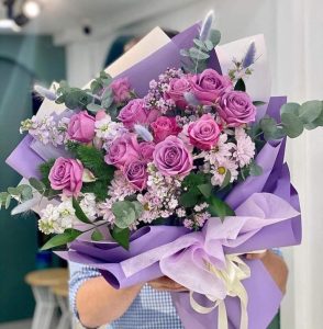 Hoa hồng tím | Mang ý nghĩa tình yêu thủy chung, bền vững, sâu đậm - FLoLi